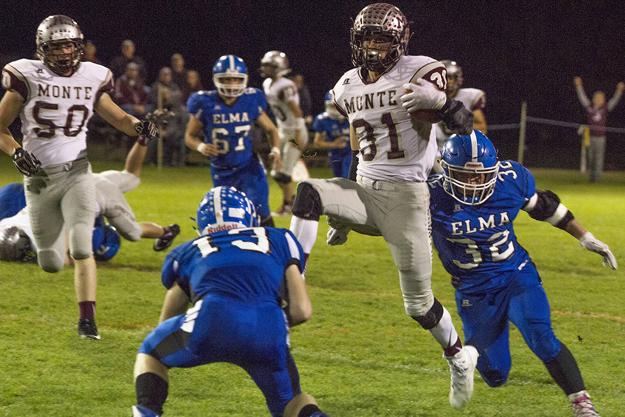 Montesano romps past rival Elma, 51-0 | The Vidette